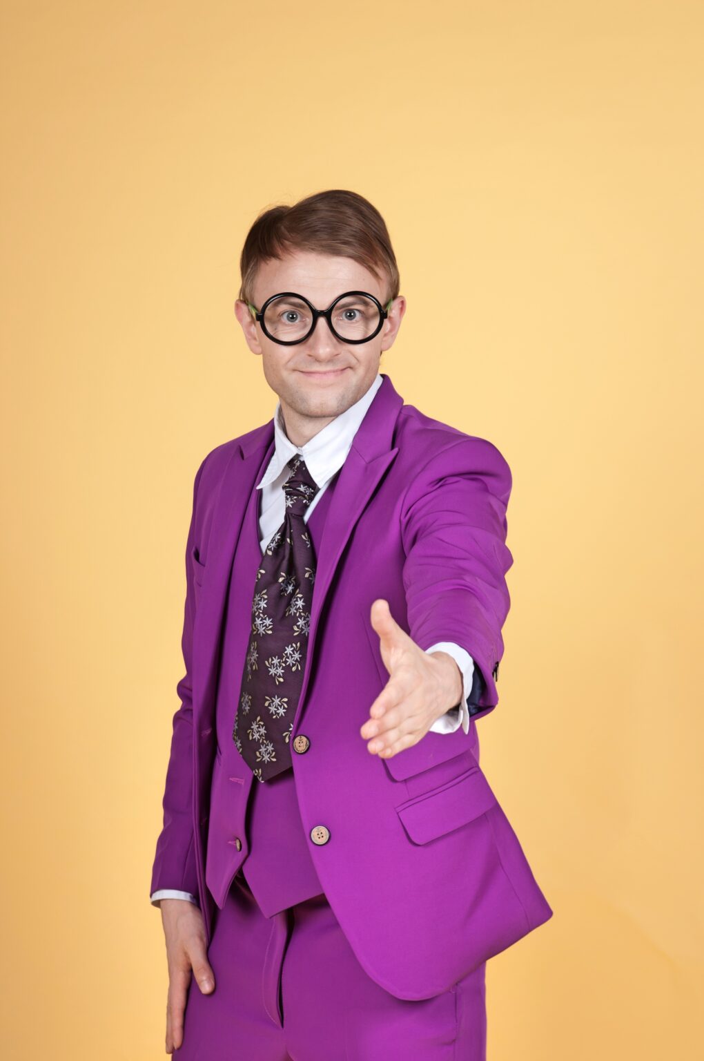 How to Rock a Purple Suit in 2025–2026